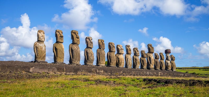 Highlights of Chile and Easter Island Tour: Expansive Desert to Remote ...
