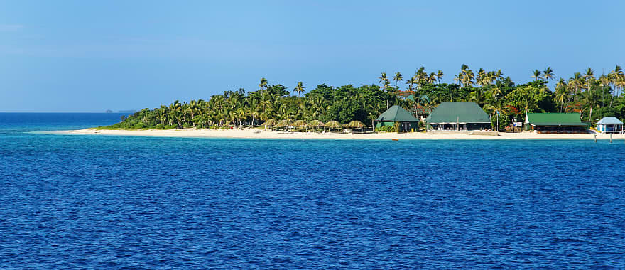 Fijian Luxury Vacation on Malolo Island: Overwater Bungalows ...